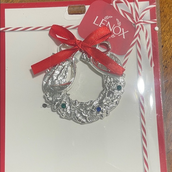 Lenox | Holiday | Lenox Silver Wreath With Red Ribbon And Gem Accents ...